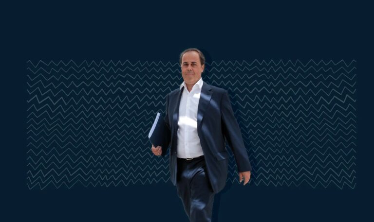 Ο Σταύρος Παπασταύρου στη θέση Γεραπετρίτη στο Μαξίμου, με αυξημένες ...